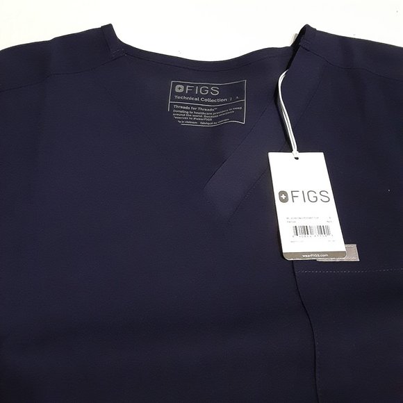 Figs | Shirts | Nwt Figs Mens Leon 2 Pocket Cargo Scrub Top Fm50 Size L ...
